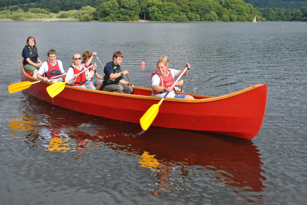Go Group Canoeing - Derwent Water Marina