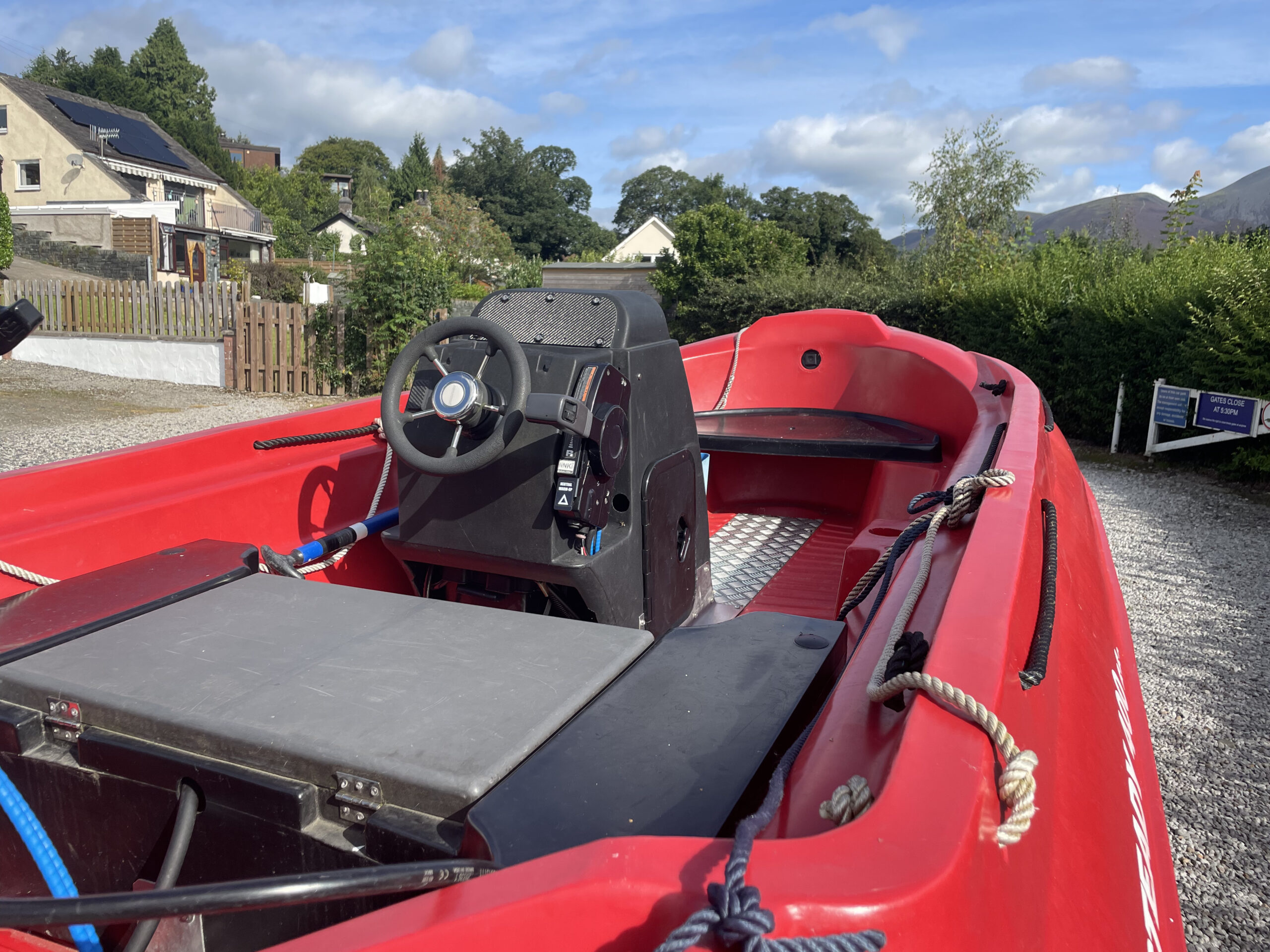 Pioner Steady 400 - Derwent Water Marina